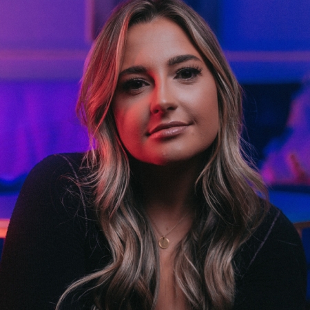 Who Is Erin Kinsey? The Story Behind Journey to Country Music