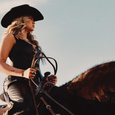 Who Is Kat Luna? Journey to Country Music